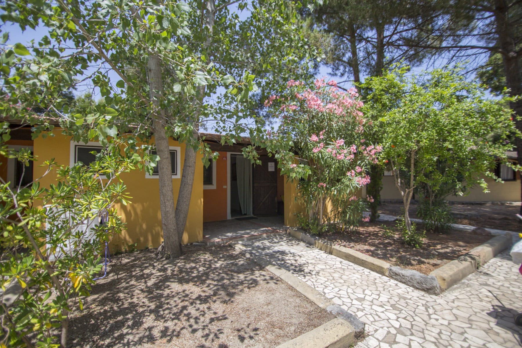 Bungalow | Sos Flores